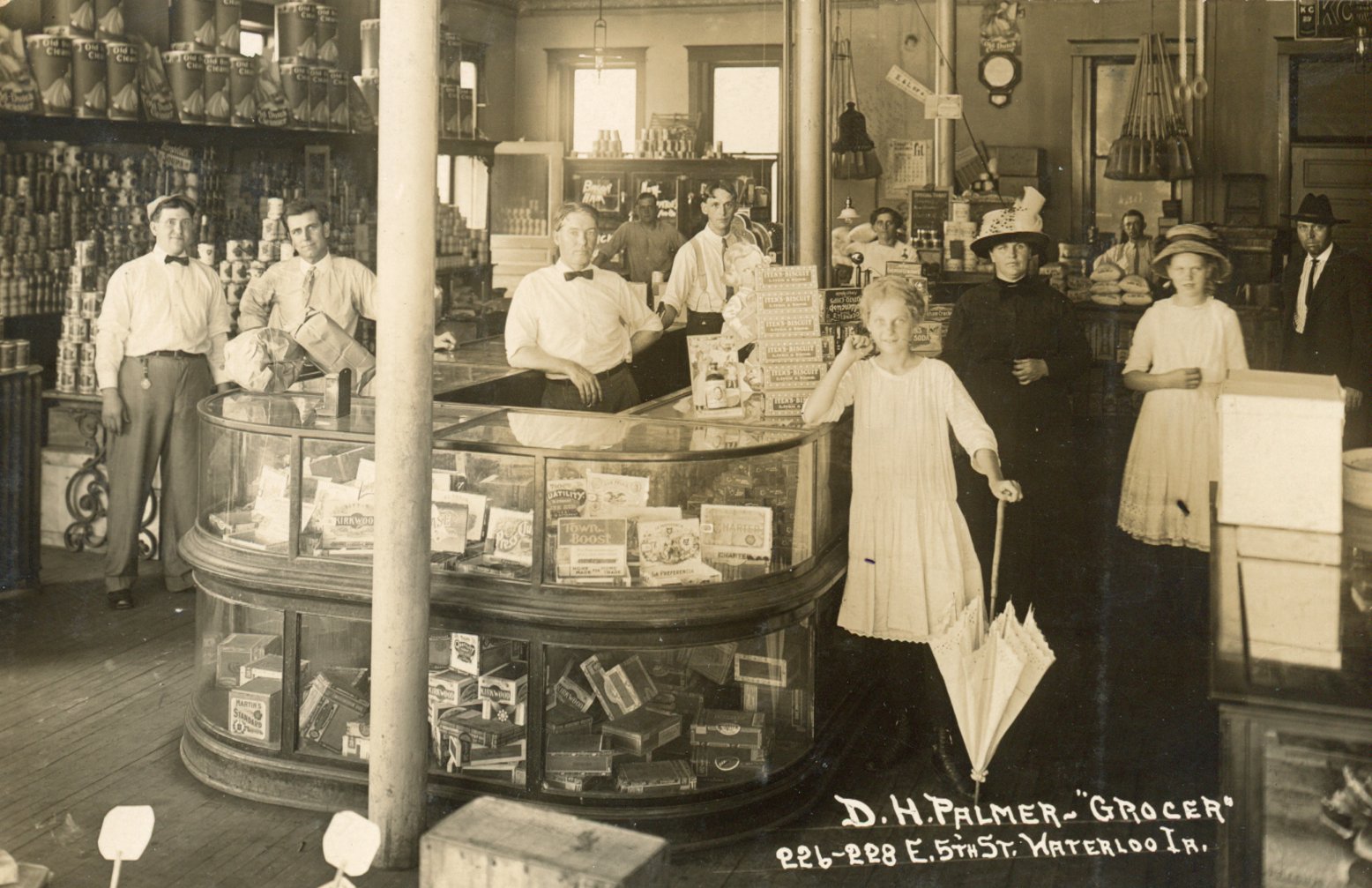 Waterloo, Iowa – Postcard Buzz