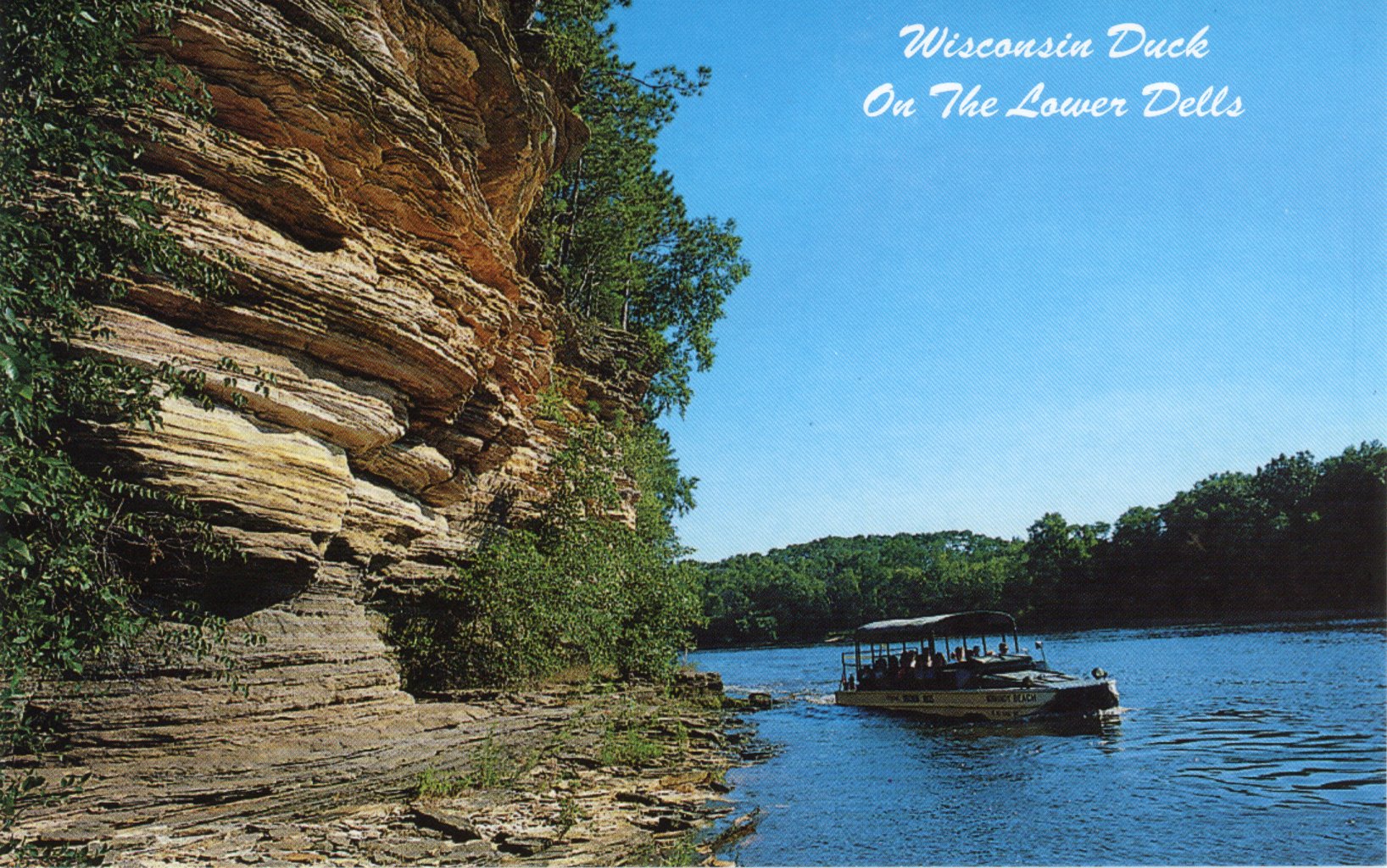 Wisconsin Ducks’ Amphibious Fleet – Postcard Buzz